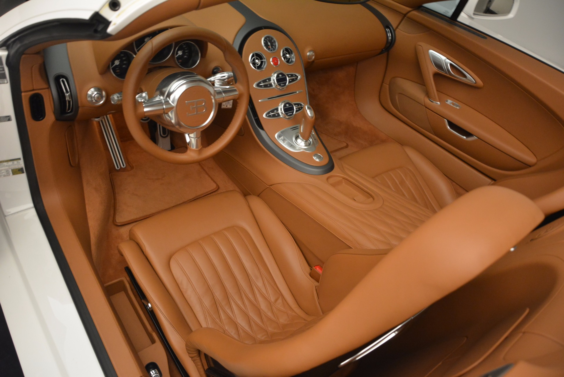 Bugatti Veyron White Interior
