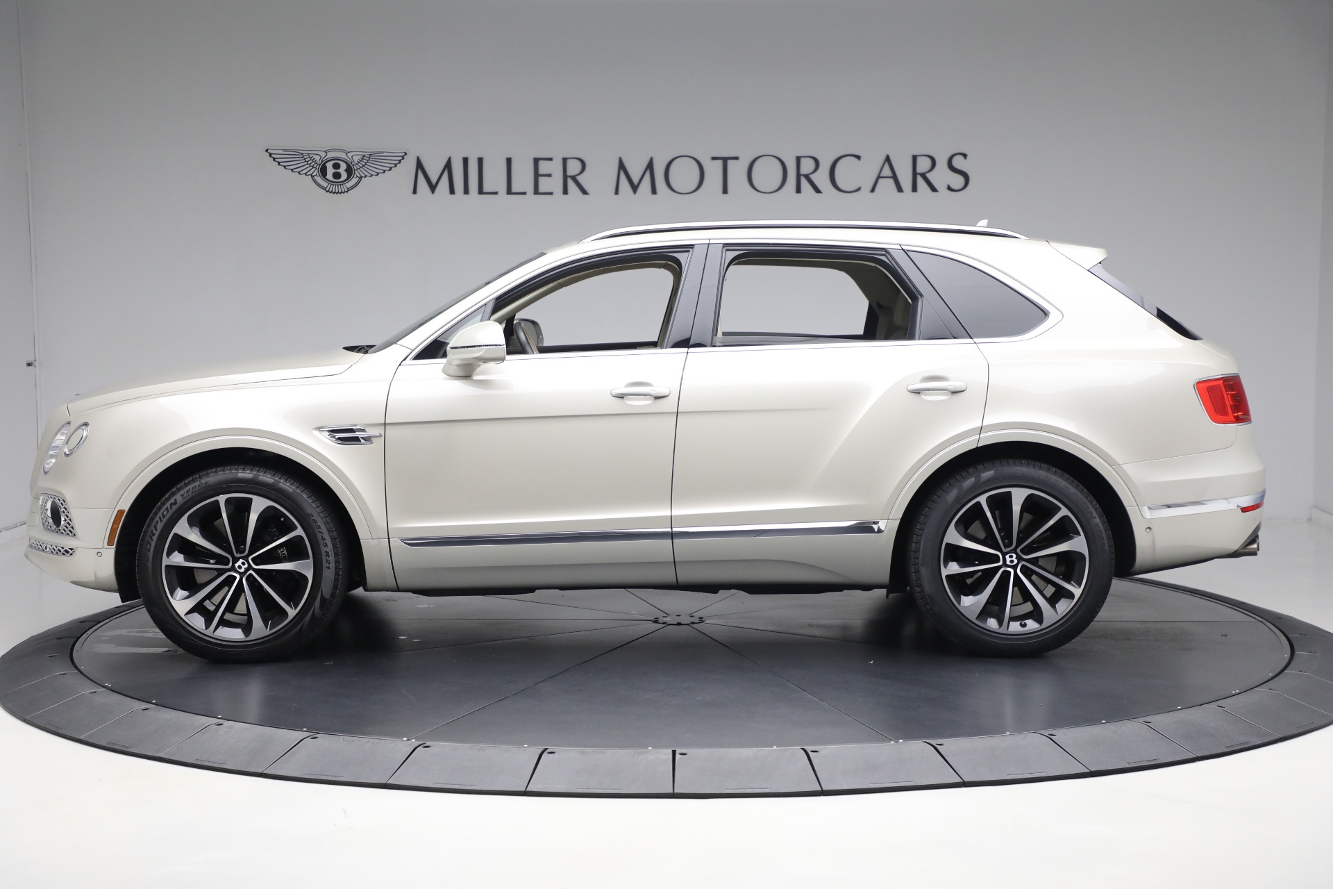 New 2018 Bentley Bentayga Signature For Sale () | Miller Motorcars ...