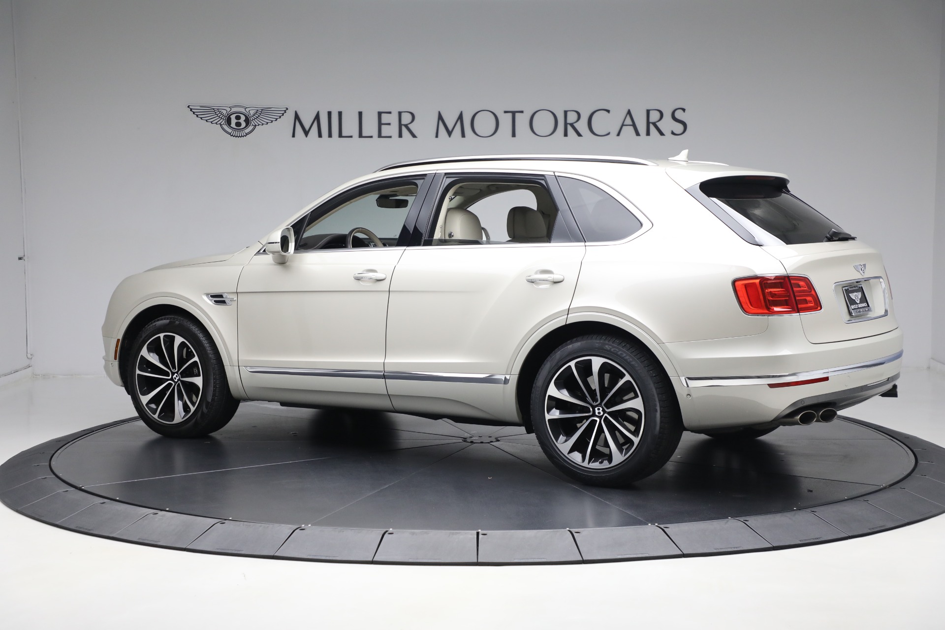 New 2018 Bentley Bentayga Signature For Sale () | Miller Motorcars ...