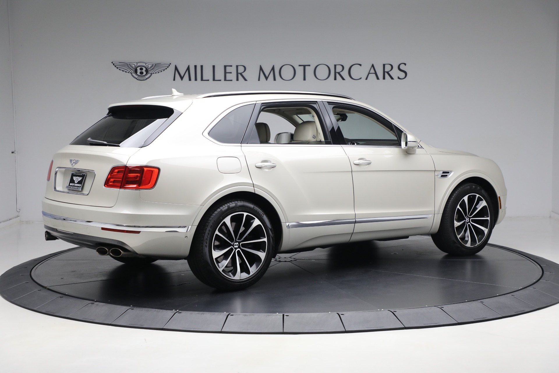 New 2018 Bentley Bentayga Signature For Sale () | Miller Motorcars ...
