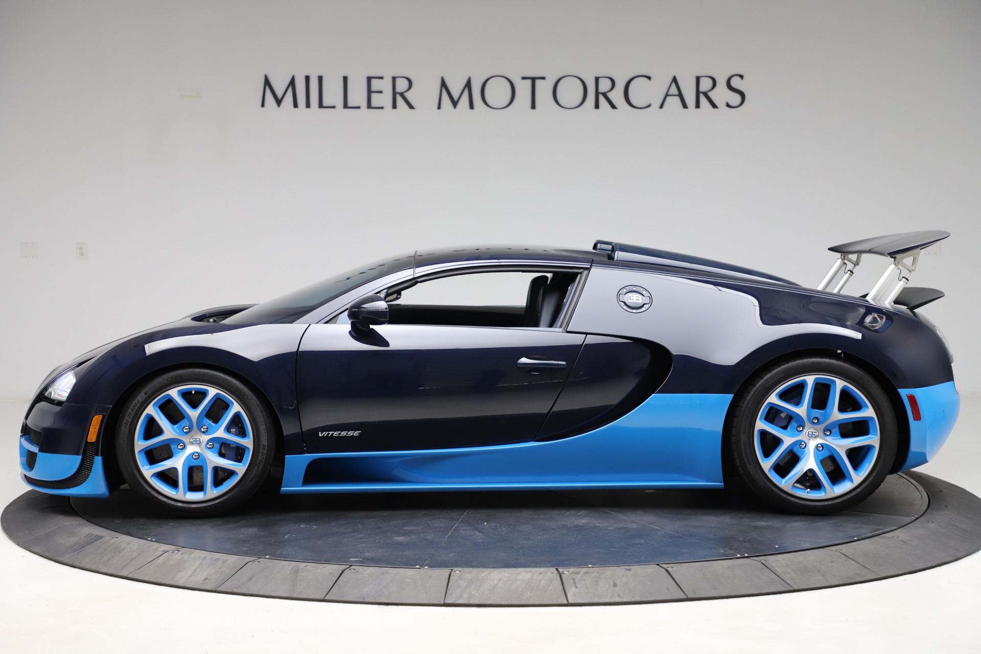 Bugatti Veyron Exterior