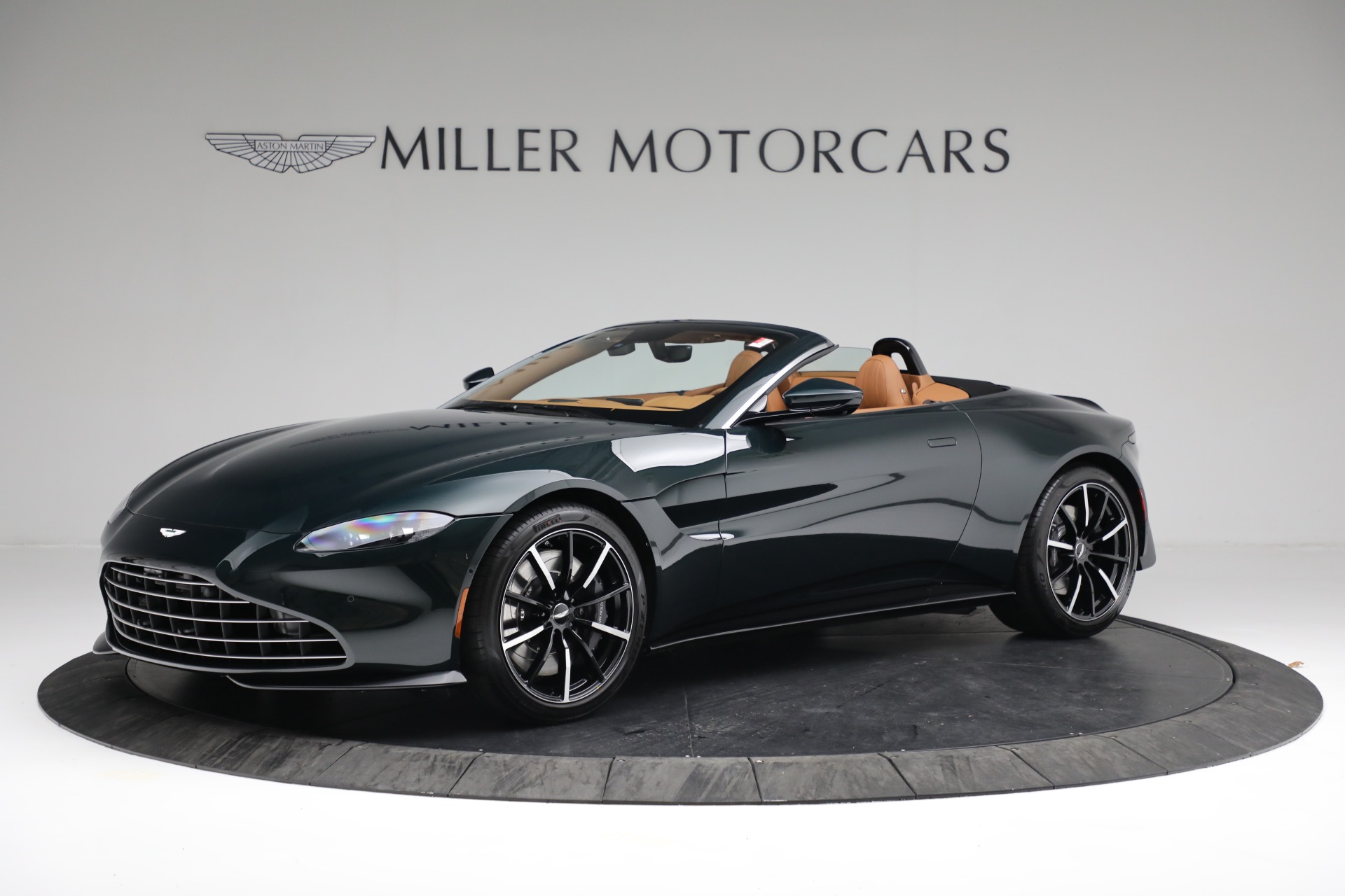 2022 Aston Martin V12 Vantage Coupe