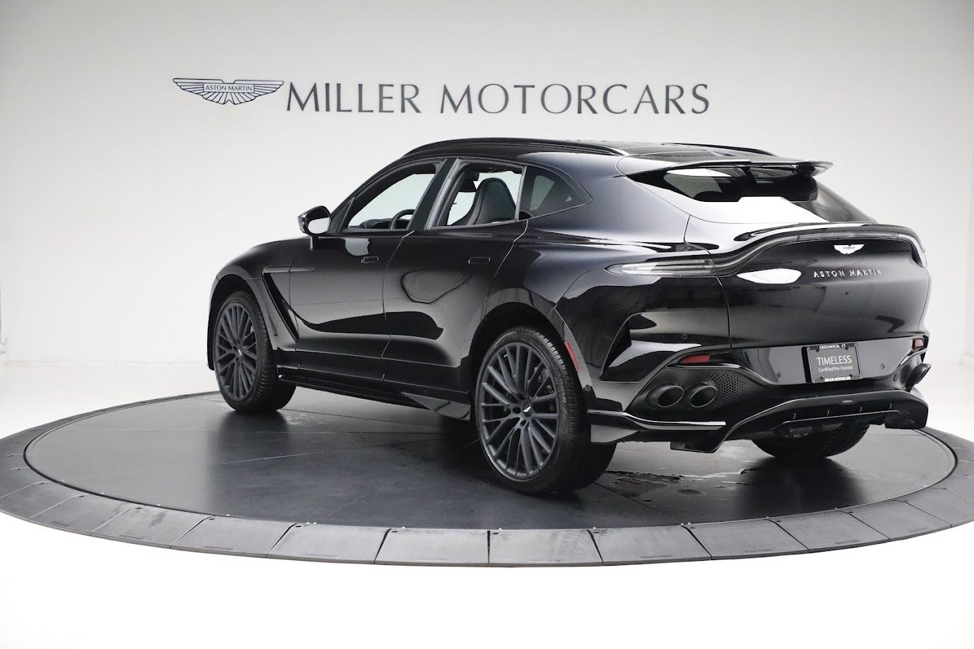 2023 Aston Martin Dbx 707 Autotech7